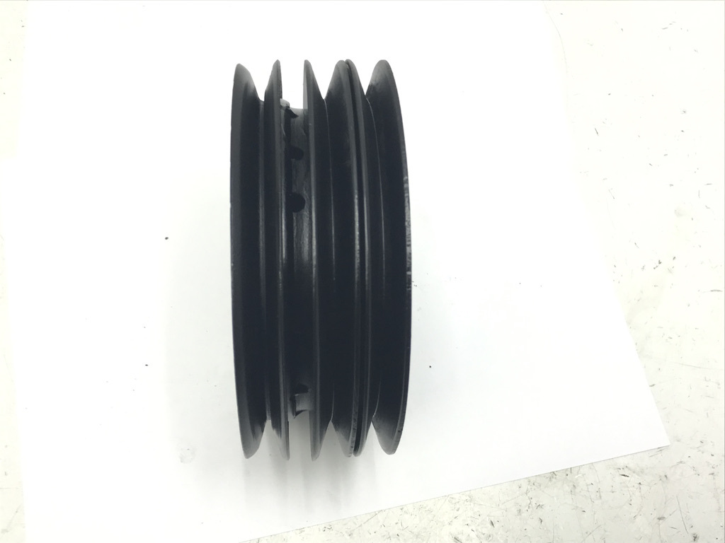 HOLDEN HQ HJ HX HZ WB V8 USED TRIPLE ROW CRANK PULLEY 253 308 4.2 5.0 LTR